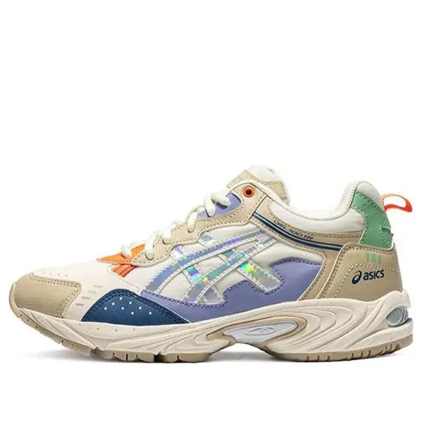 Asics Gel-100 Tr Low Top Sneakers