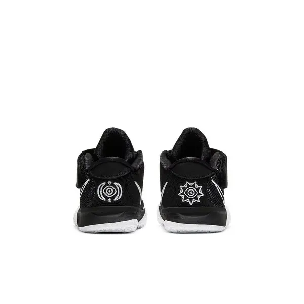 Nike Kyrie 7 High Top Sneakers