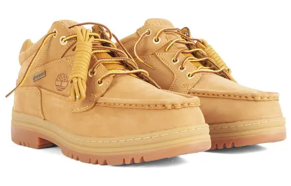 Timberland Beams X Gore-tex Moc Toe Boots - Yellow