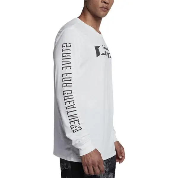 Nike Long Sleeve Graphic T-shirt