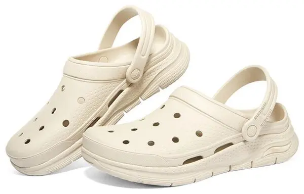 Sketchers Arch Fit Valiant Natural Clogs