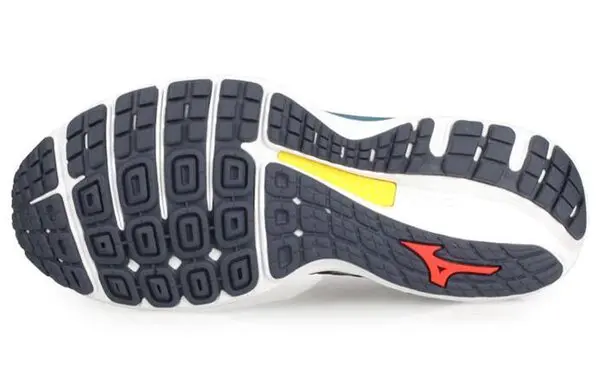 Mizuno Wave Sky 4 Athletic Shoes