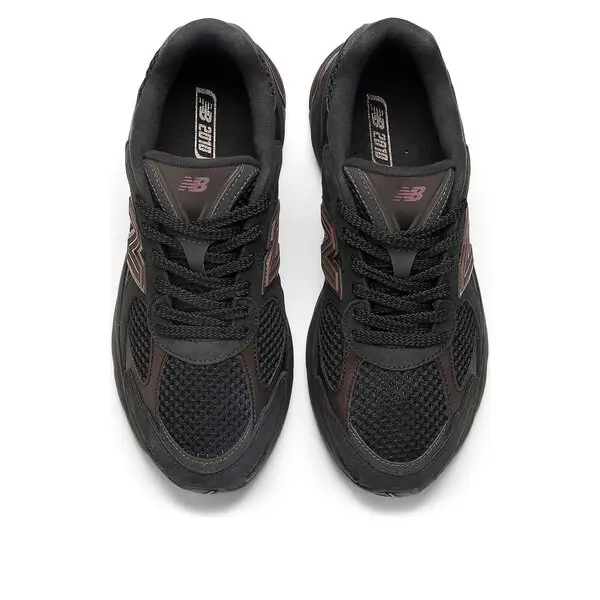 NEW BALANCE 2010 "black Iridescent" Sneakers - Black/iridescent
