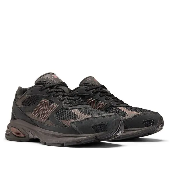 NEW BALANCE 2010 "black Iridescent" Sneakers - Black/iridescent
