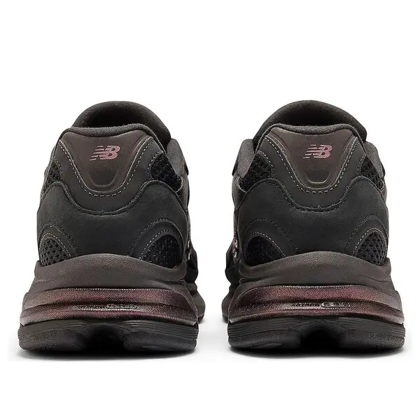 NEW BALANCE 2010 "black Iridescent" Sneakers - Black/iridescent