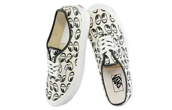 VANS Mooneyes X Authentic 44 Dx Anaheim Factory Low Top Sneakers - Black/white