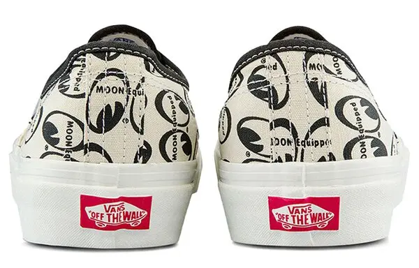 VANS Mooneyes X Authentic 44 Dx Anaheim Factory Low Top Sneakers - Black/white