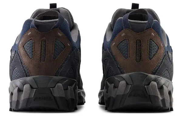 NEW BALANCE 610v1 Athletic Sneakers - Black/brown