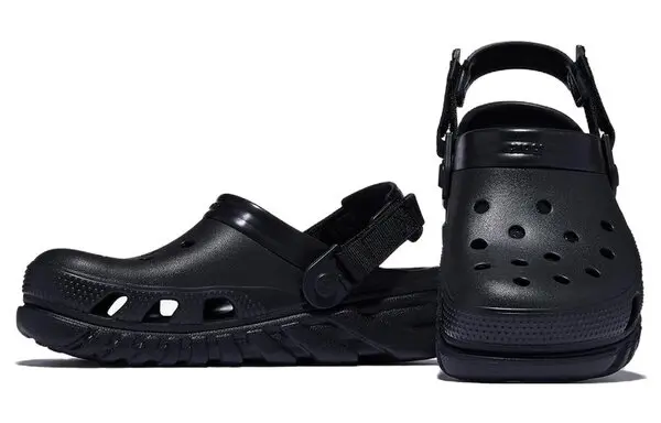 CROCS Duet Max Clogs