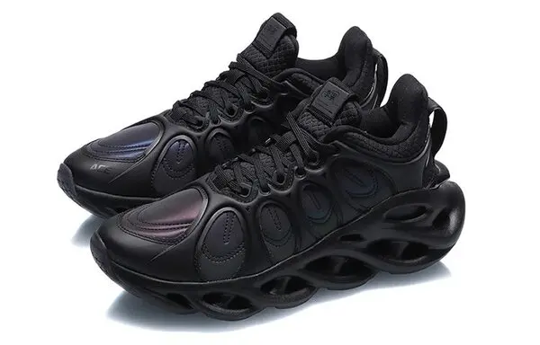 LI-NING Arc Athletic Sneakers - Black