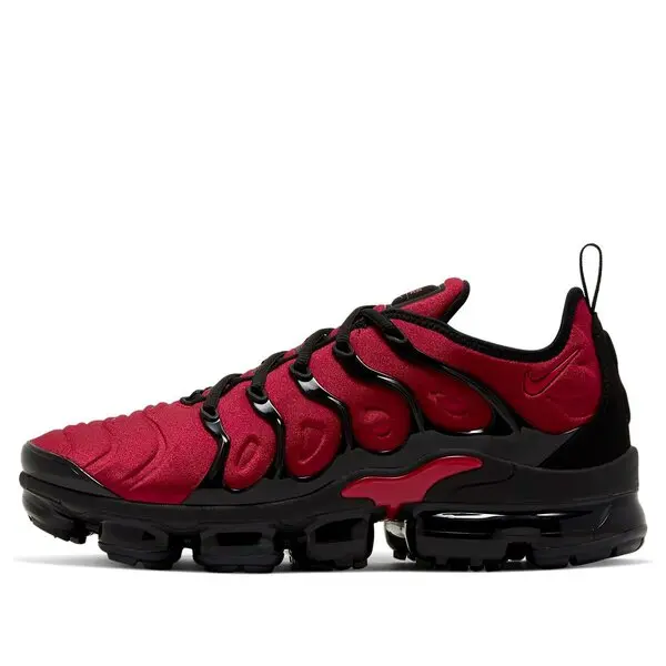 Nike Vapormax Plus Athletic Sneakers - Black/red