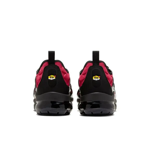 Nike Vapormax Plus Athletic Sneakers - Black/red