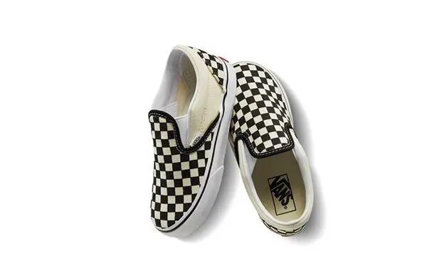VANS Classic Slip-on Checkerboard Sneakers