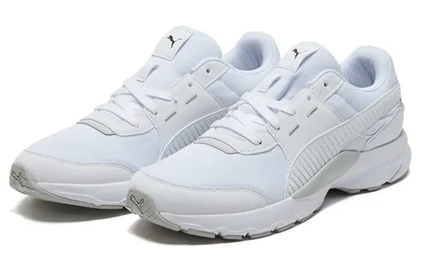 PUMA Future Runner Low Top Sneakers - White/grey