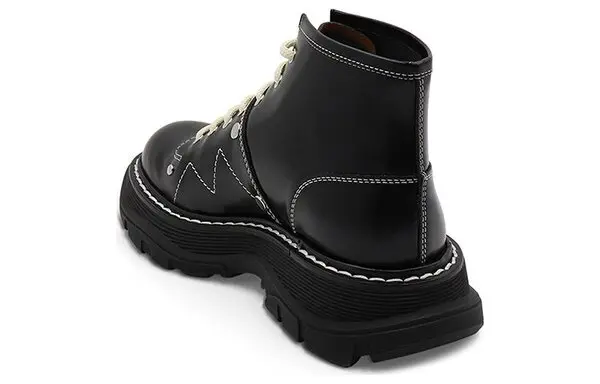 Alexander McQueen Tread Lace Up Boot - Black/silver