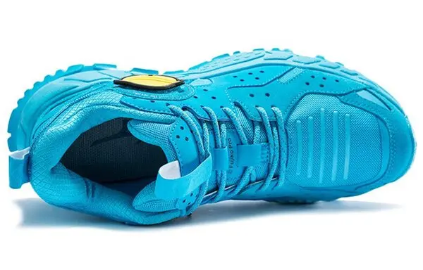 Mizuno X Doraemon Series Genesis Machine