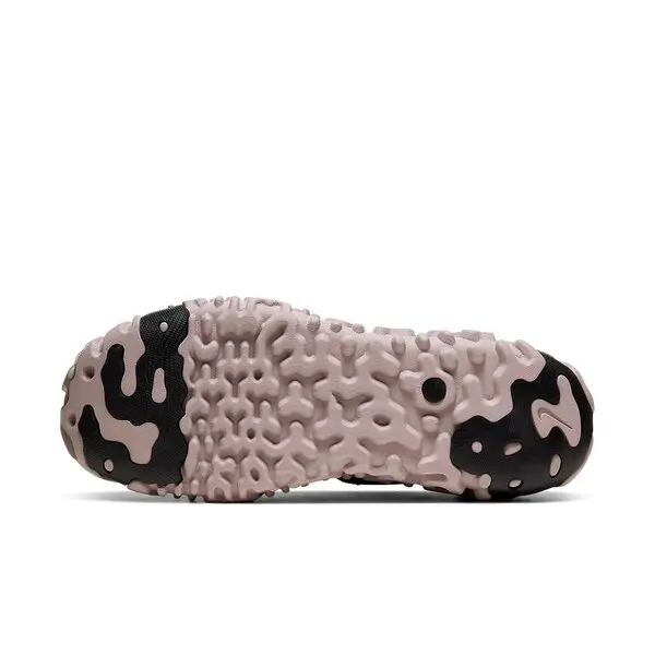 Nike Ispa Overreact Flyknit Sneakers
