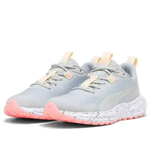 PUMA Twitch Runner Trail Sneakers - Light Grey/pink