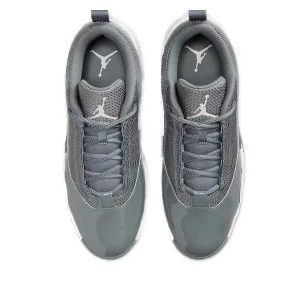JORDAN Air Max Aura 6 Sneakers - Cool Grey/white