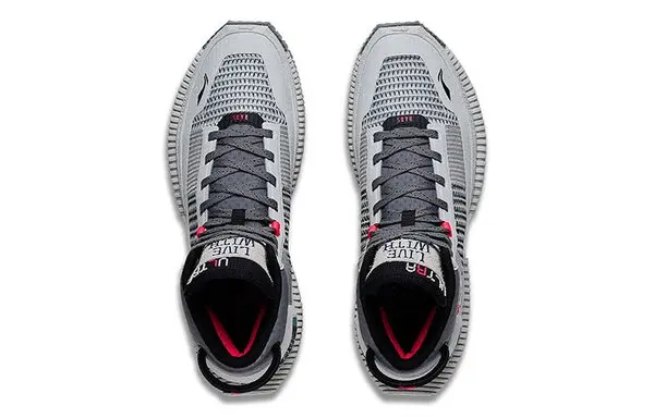 LI-NING Badfive 3 Ultra Mid Sneakers - Grey/red