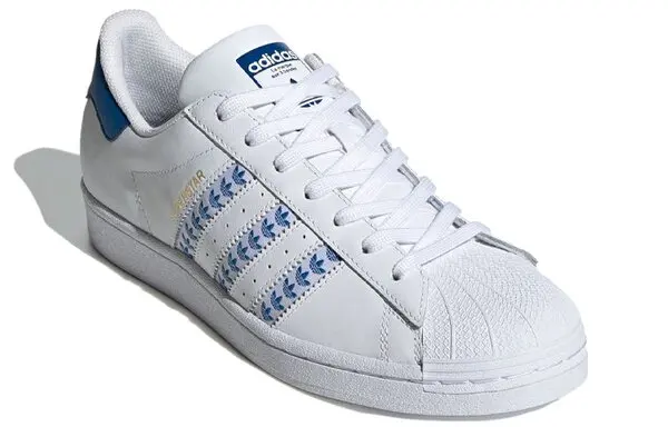 Adidas Superstar Sneakers