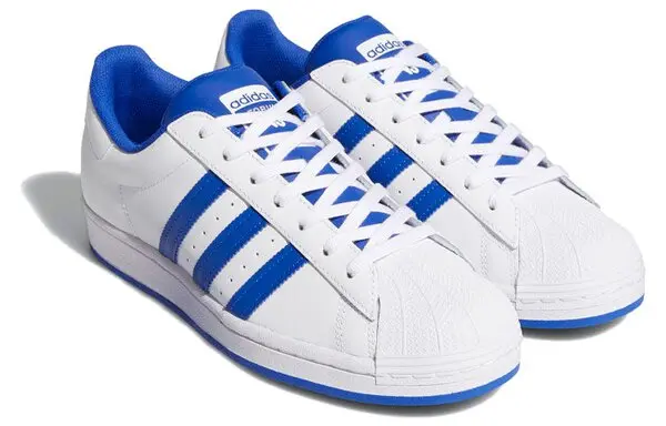 Adidas Superstar Vs. Forum Sneaker
