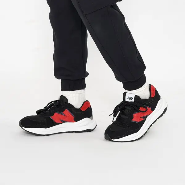 NEW BALANCE 57/40 Sneakers - Black/red/white