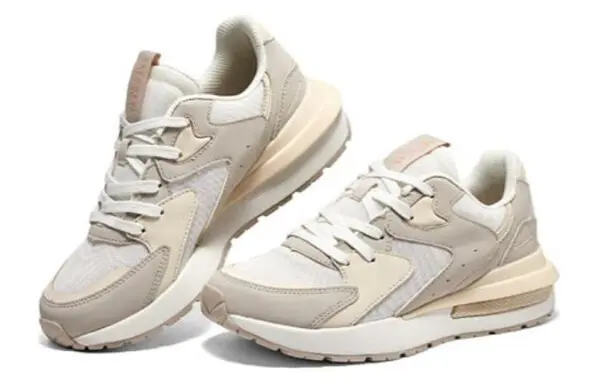 Sketchers Athletic Lace-up Sneakers