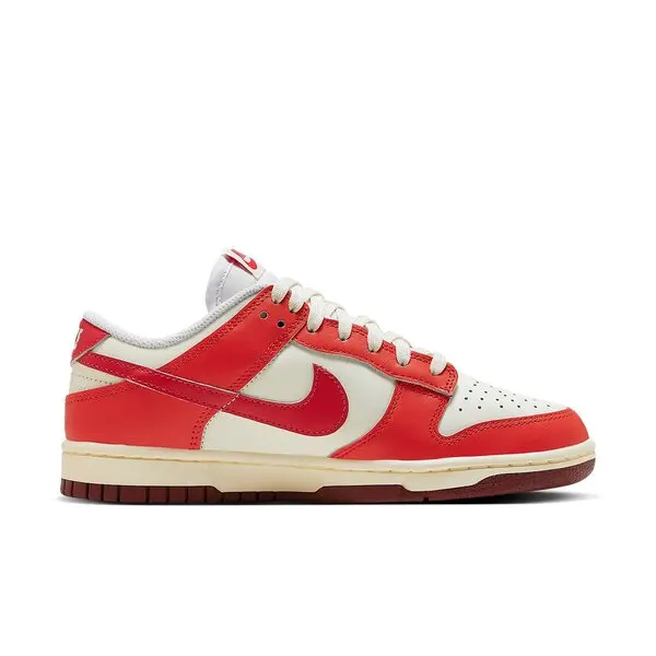 Nike Dunk Low "cosmic Clay" Sneakers - Red