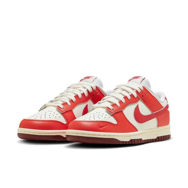 Nike Dunk Low "cosmic Clay" Sneakers - Red