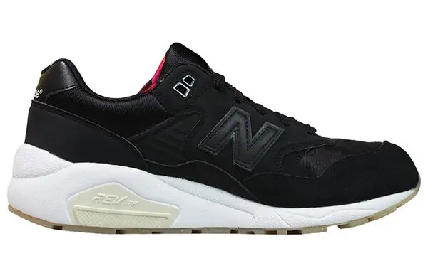NEW BALANCE 580 Casual Sneaker - Black