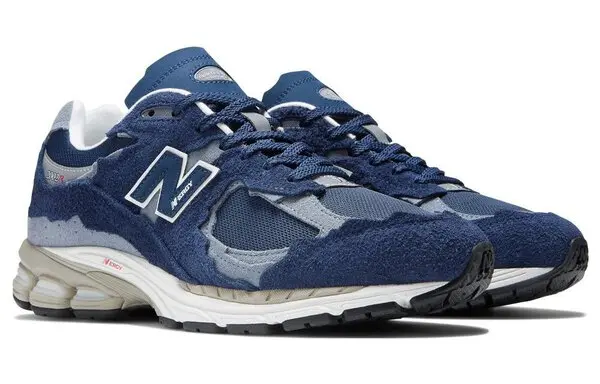 NEW BALANCE 2002r "protection Pack Navy" Sneakers - Navy/grey