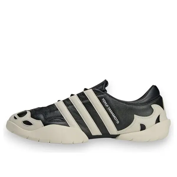 Adidas Y-3 Regu 2002 Sneakers