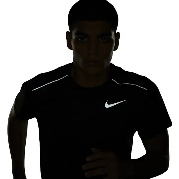 Nike Athleisure Short Sleeve T-shirt - Black