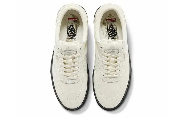 VANS Gilbert Crockett Low Top Sneakers - White/black