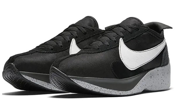 Nike Moon Racer Low Top Sneakers - Black/dark Grey