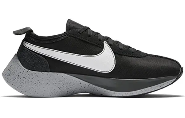 Nike Moon Racer Low Top Sneakers - Black/dark Grey
