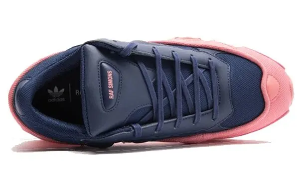 Adidas Raf Simons X Ozweego "tactile Rose" Sneakers