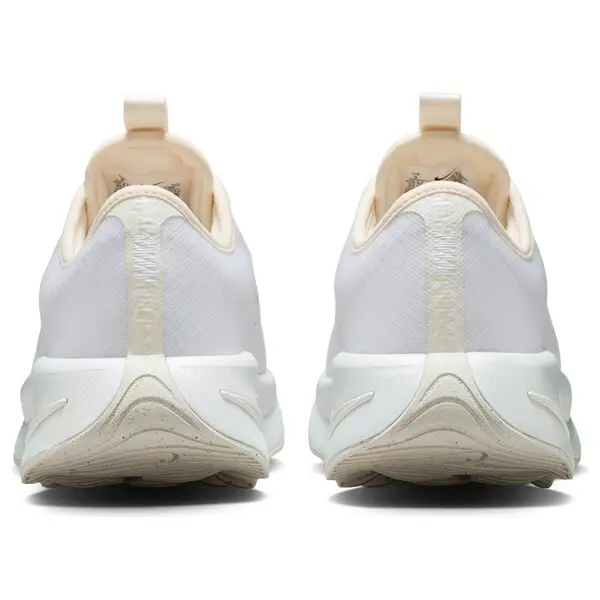 Nike Motiva 2 Sneakers - White/chalk/sail