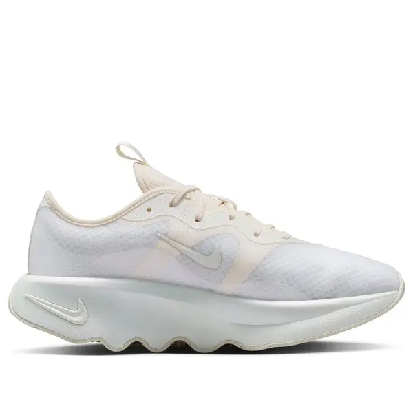 Nike Motiva 2 Sneakers - White/chalk/sail