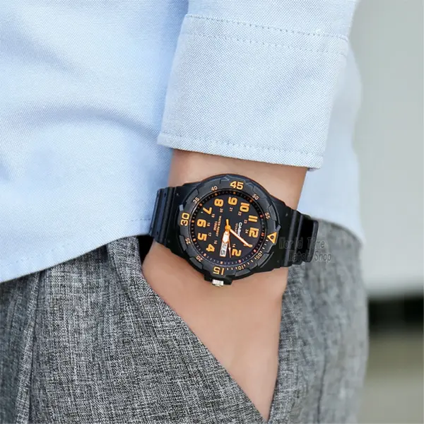 Casio Quartz Analog Watch With Shock Resistance And Water Resistance