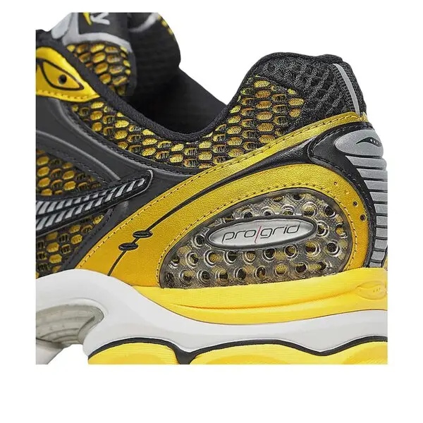 Saucony Progrid Triumph Sneakers - Lemon Chrome