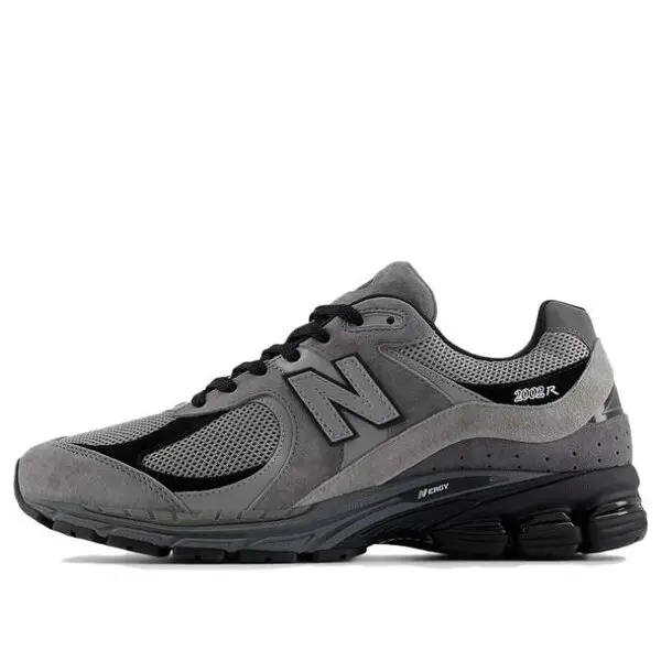NEW BALANCE 2002r Sneakers - Grey Black