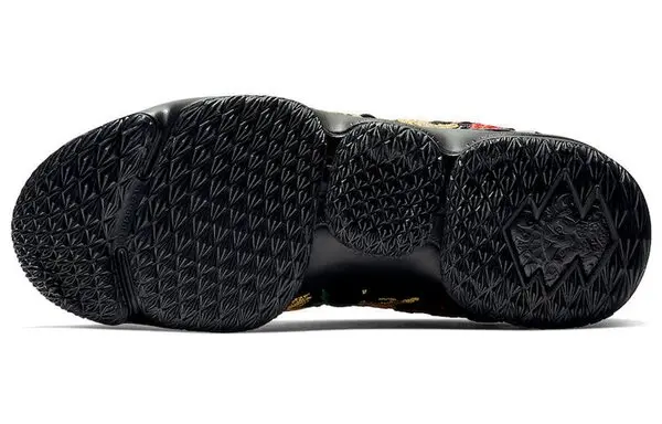 Nike Kith X Lebron Performance 15 'closing Ceremony' Sneakers - Black