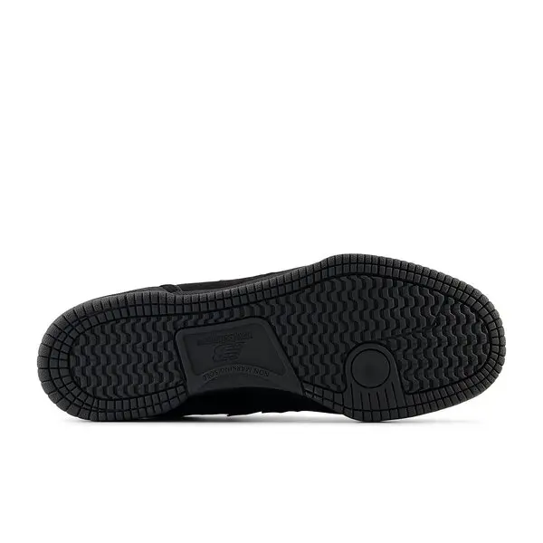 NEW BALANCE Numeric Tom Knox 600 Sneakers - Black/white