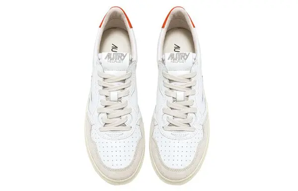 AUTRY Medalist Leather Suede Low Top Sneakers - White/beige/orange