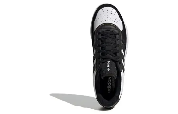 Adidas Originals Courtic Low Top Sneakers - White/black