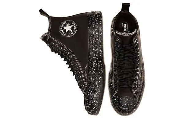 CONVERSE Chuck 70s Hi Top Sneakers - Black
