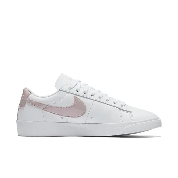 Nike Blazer Low Le Sneakers