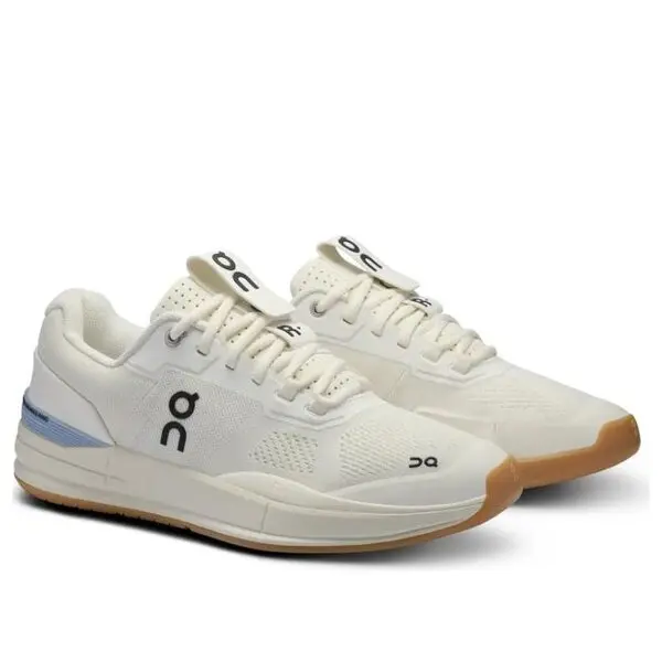 On The Roger Pro Sneakers - Ivory/chambray